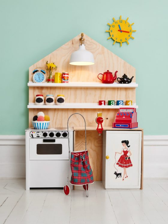 Adorable Wooden Kitchens For Kids the Little Ones Will Love - Circu ...